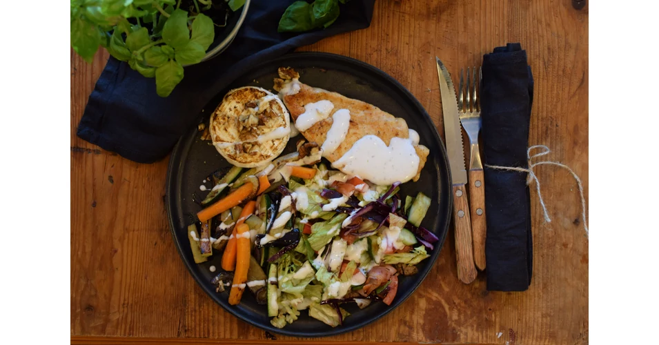 ITTALI LOW CARB TÁL/PLATE (roston csirkemell,grill camembert,kevert ...